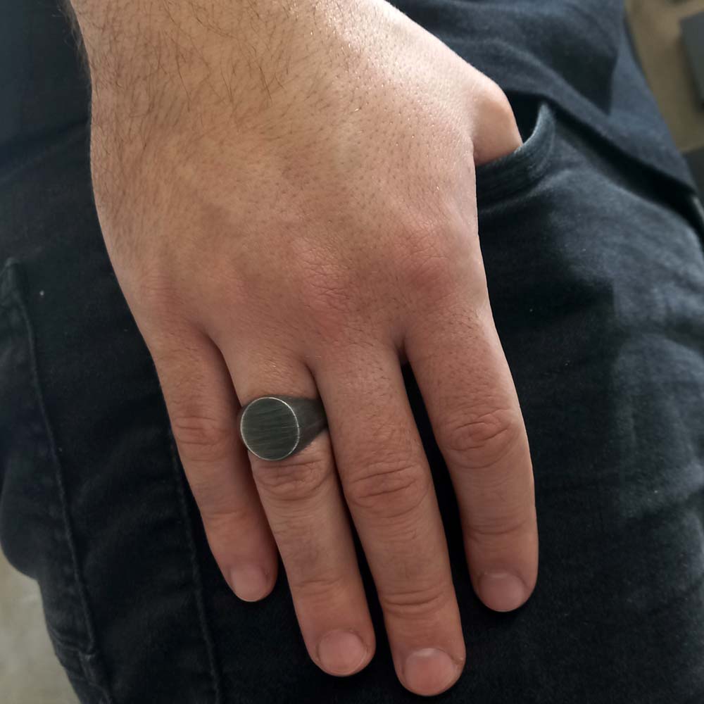 Anel Clássico Oval - Vulcano Joias